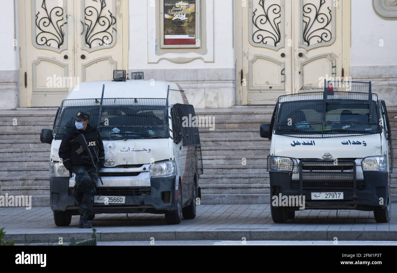 Police tunisie hi-res stock photography and images - Alamy