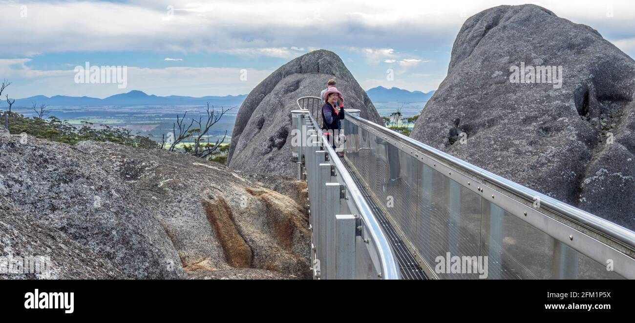 Castle rock granite skywalk hi-res stock photography and images - Alamy