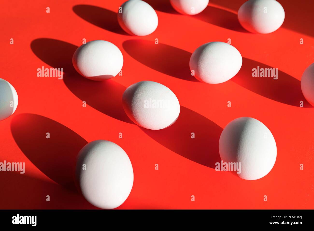 Egg shape hi-res stock photography and images - Alamy