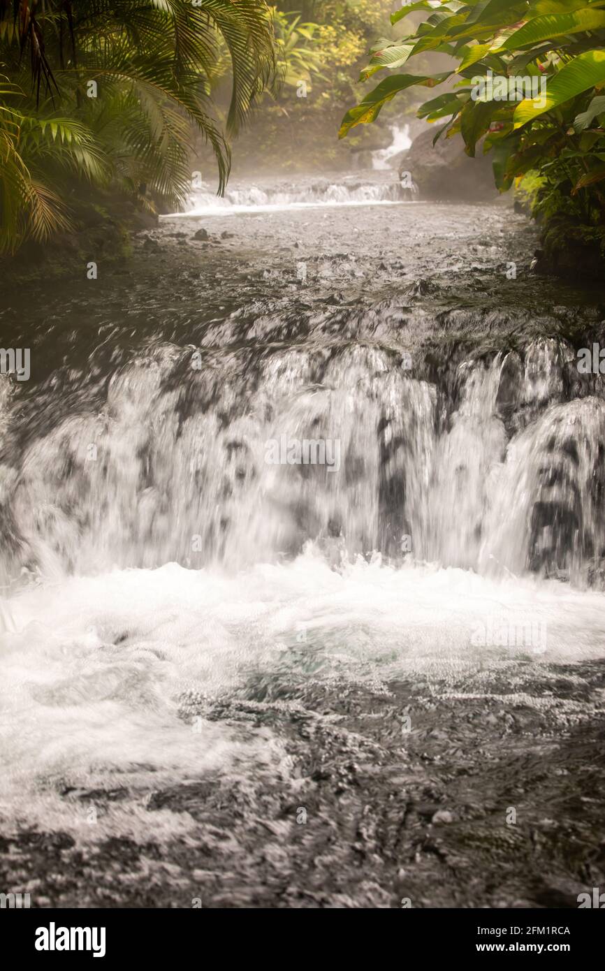 Free flowing pools hi-res stock photography and images - Alamy