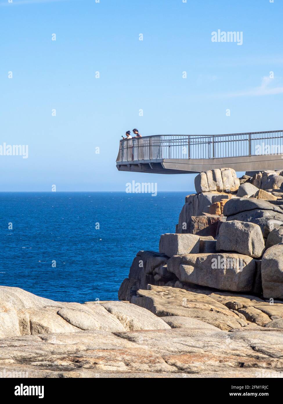 Cantilevered viewing platform hi-res stock photography and images - Alamy