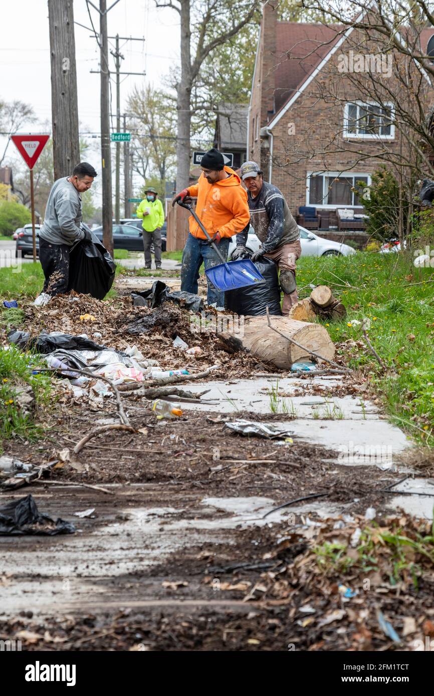 Cleaning debris hi-res stock photography and images - Alamy