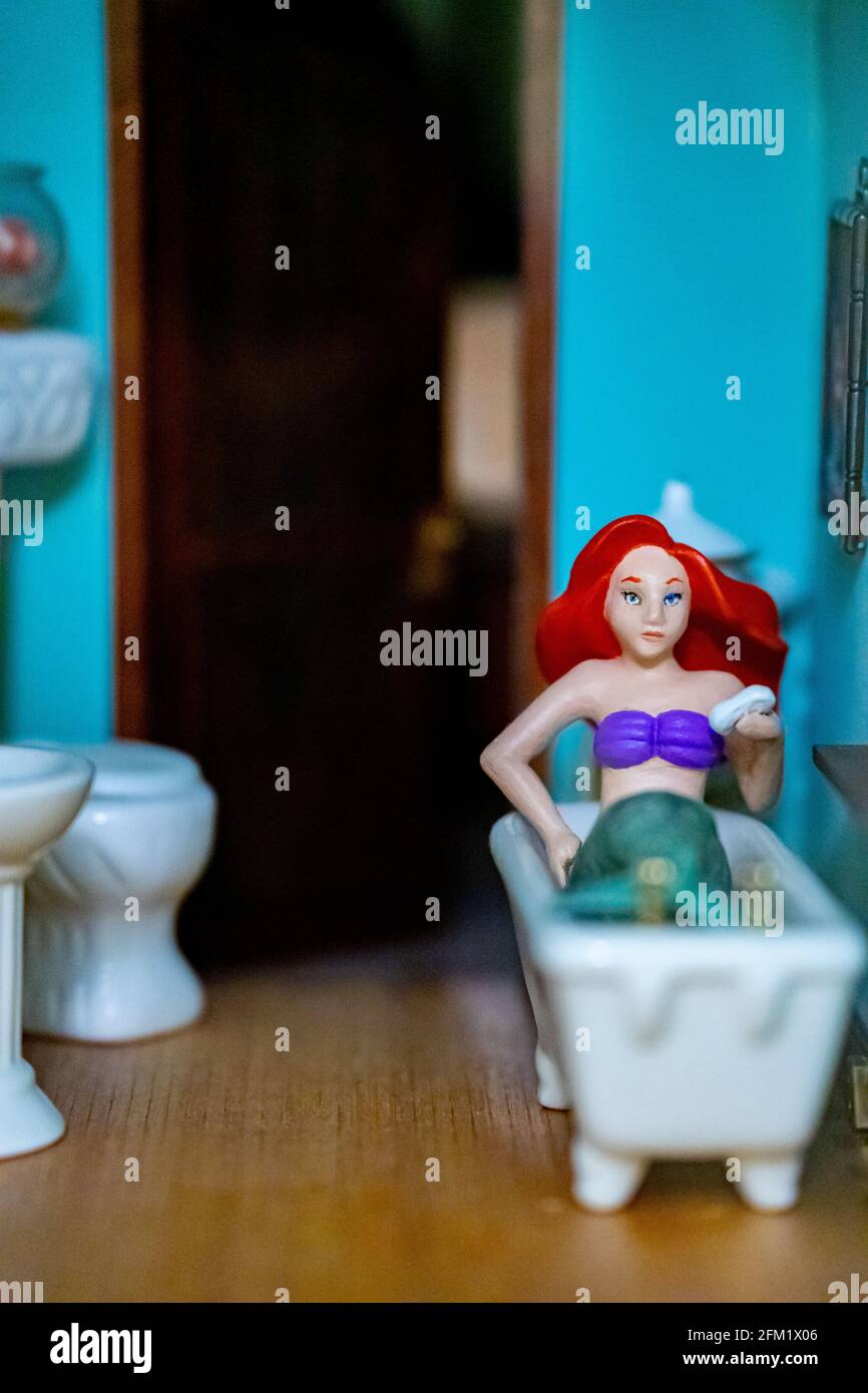 URAYASU, CHIBA, JAPAN - Sep 25, 2020: Little Mermaid taking a bath in a ...