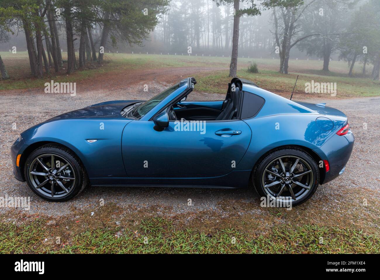 Mazda miata mx 5 rf hi-res stock photography and images - Alamy