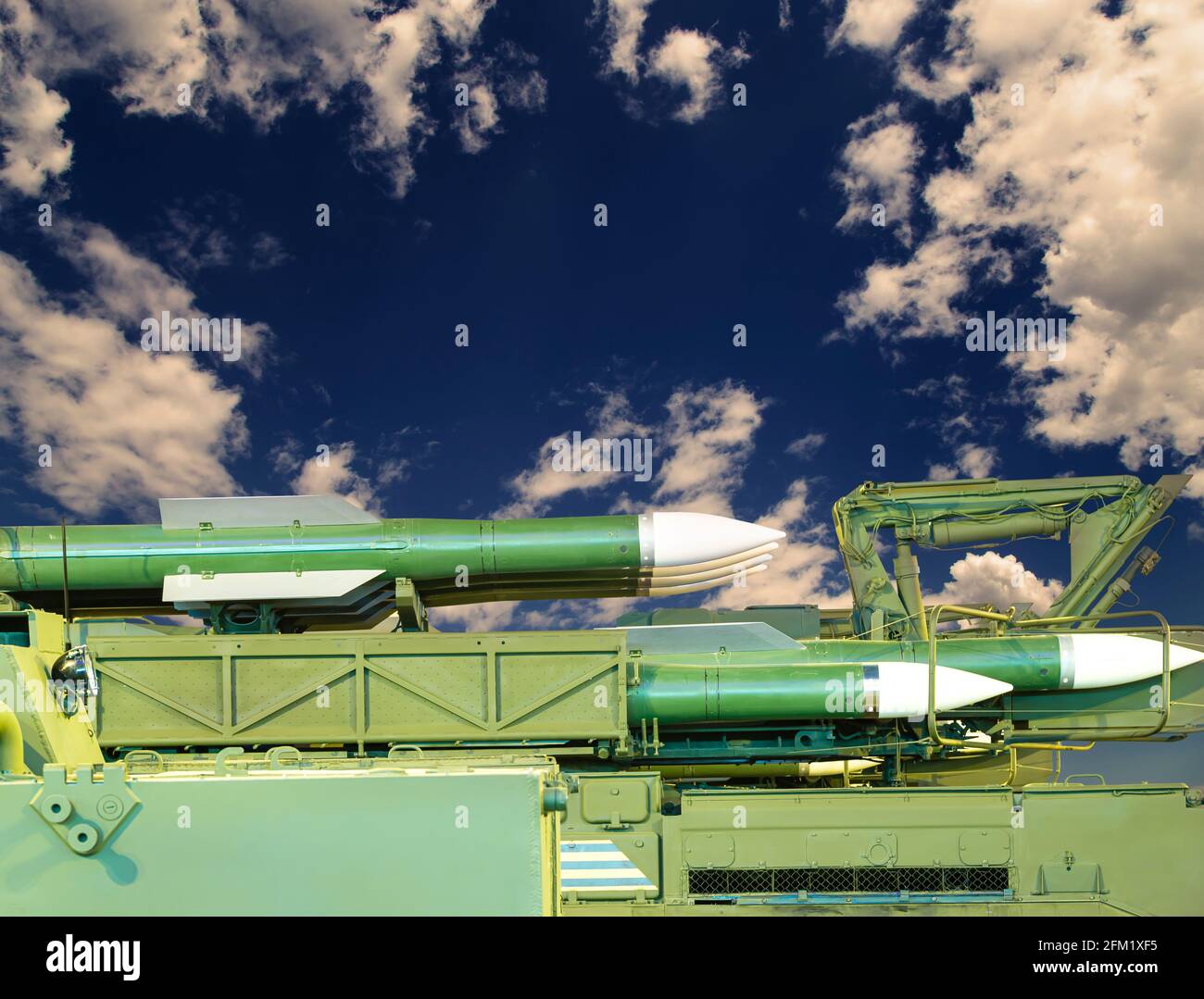 Russian t90 tank hi-res stock photography and images - Alamy