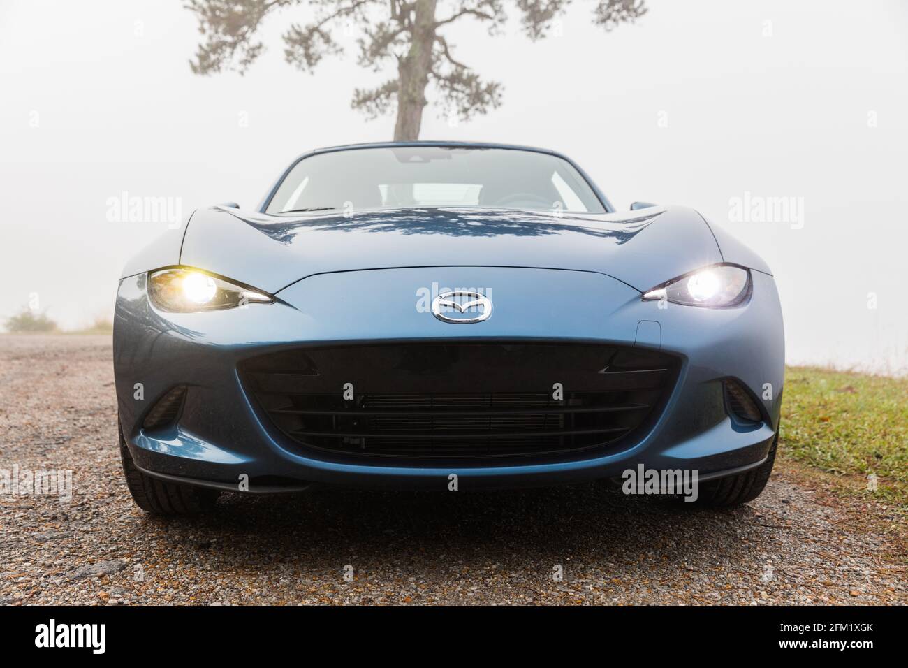 Front view of a new, blue 2020 Mazda MX-5 Miata GT RF Stock Photo - Alamy