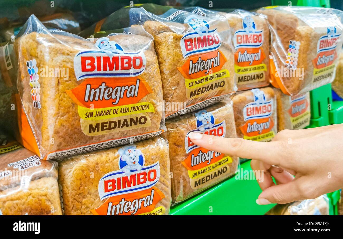 Playa del Carmen Mexico 23. April 2021 Bimbo toast Integral Mediano ...
