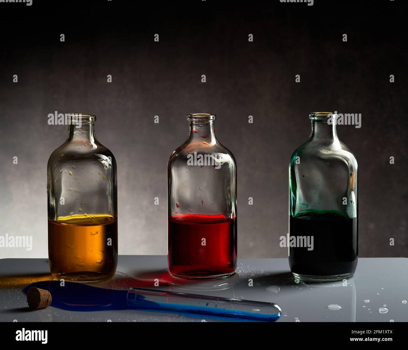 Laboratory glass jars hi-res stock photography and images - Alamy