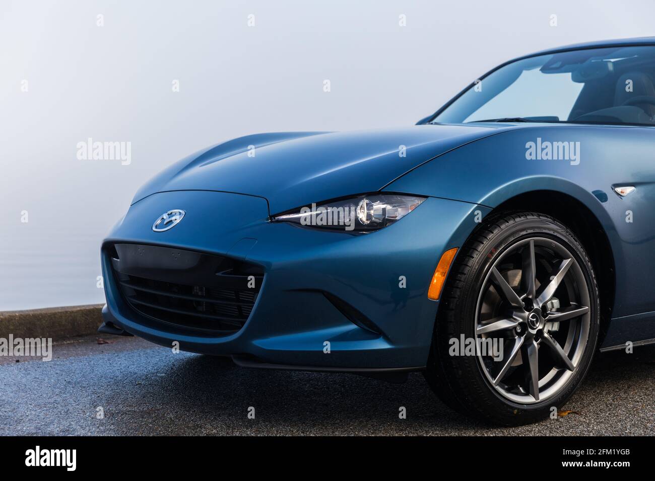 Front view of a new, blue 2020 Mazda MX-5 Miata GT RF Stock Photo - Alamy