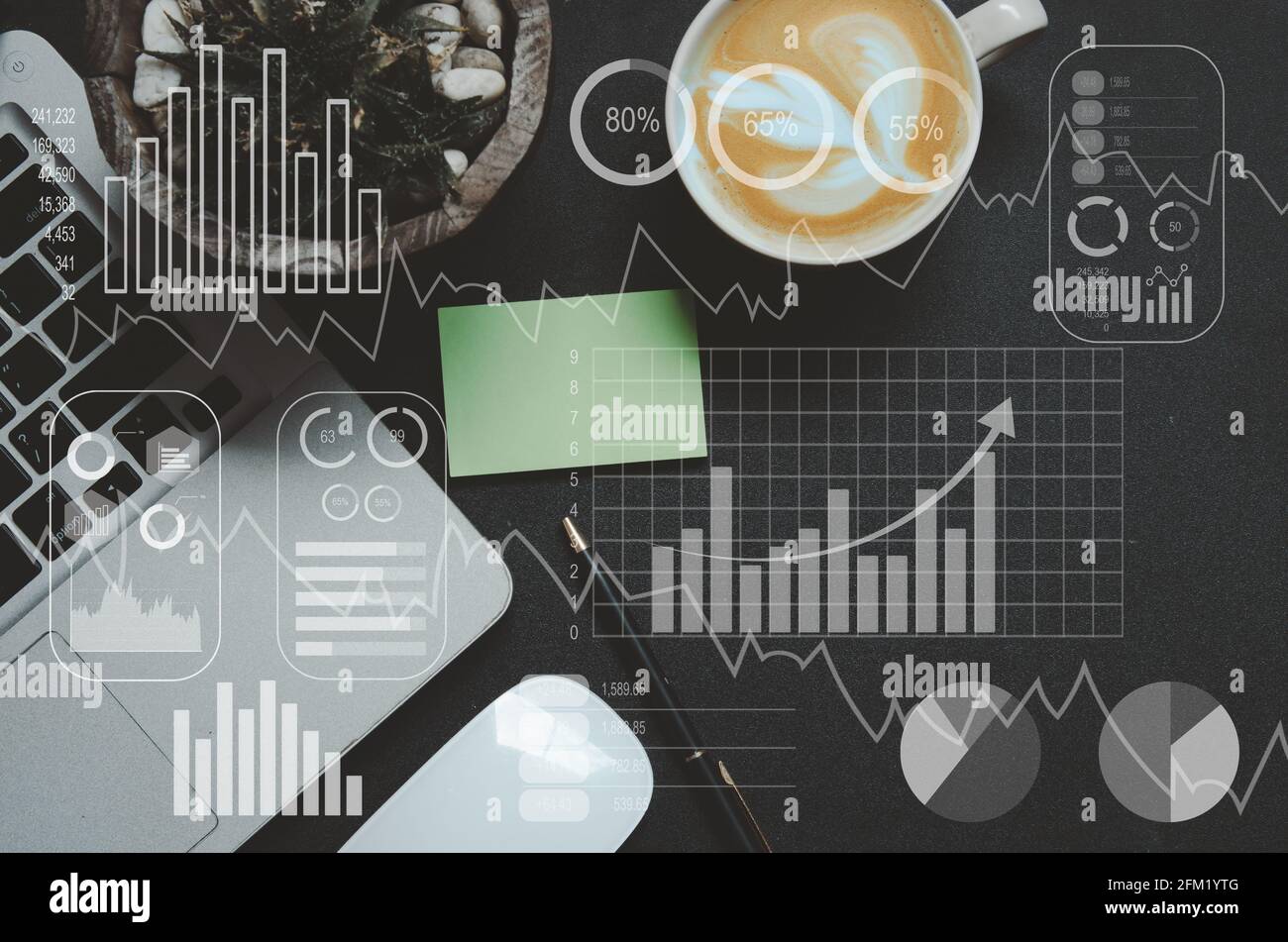 Investors analyze stock market hi-res stock photography and images - Alamy