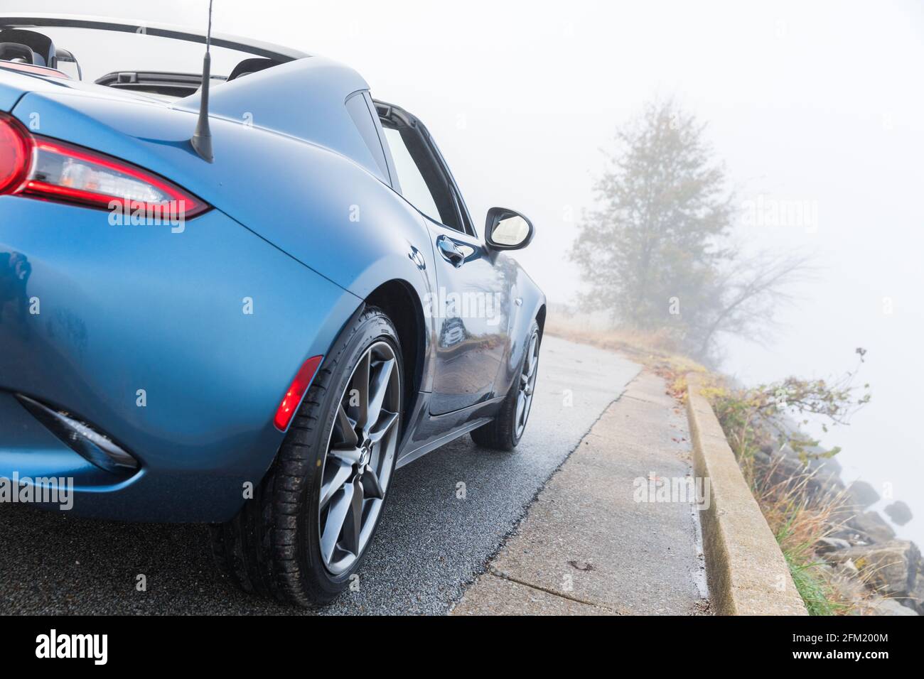 Passenger's side view of a new, blue 2020 Mazda MX-5 Miata GT RF Stock ...