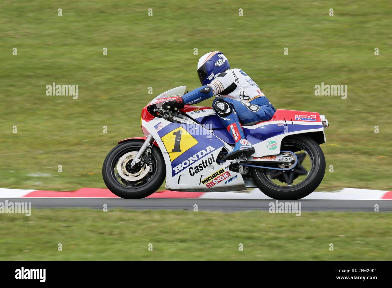 Roger burnett at cadwell park hi-res stock photography and images - Alamy