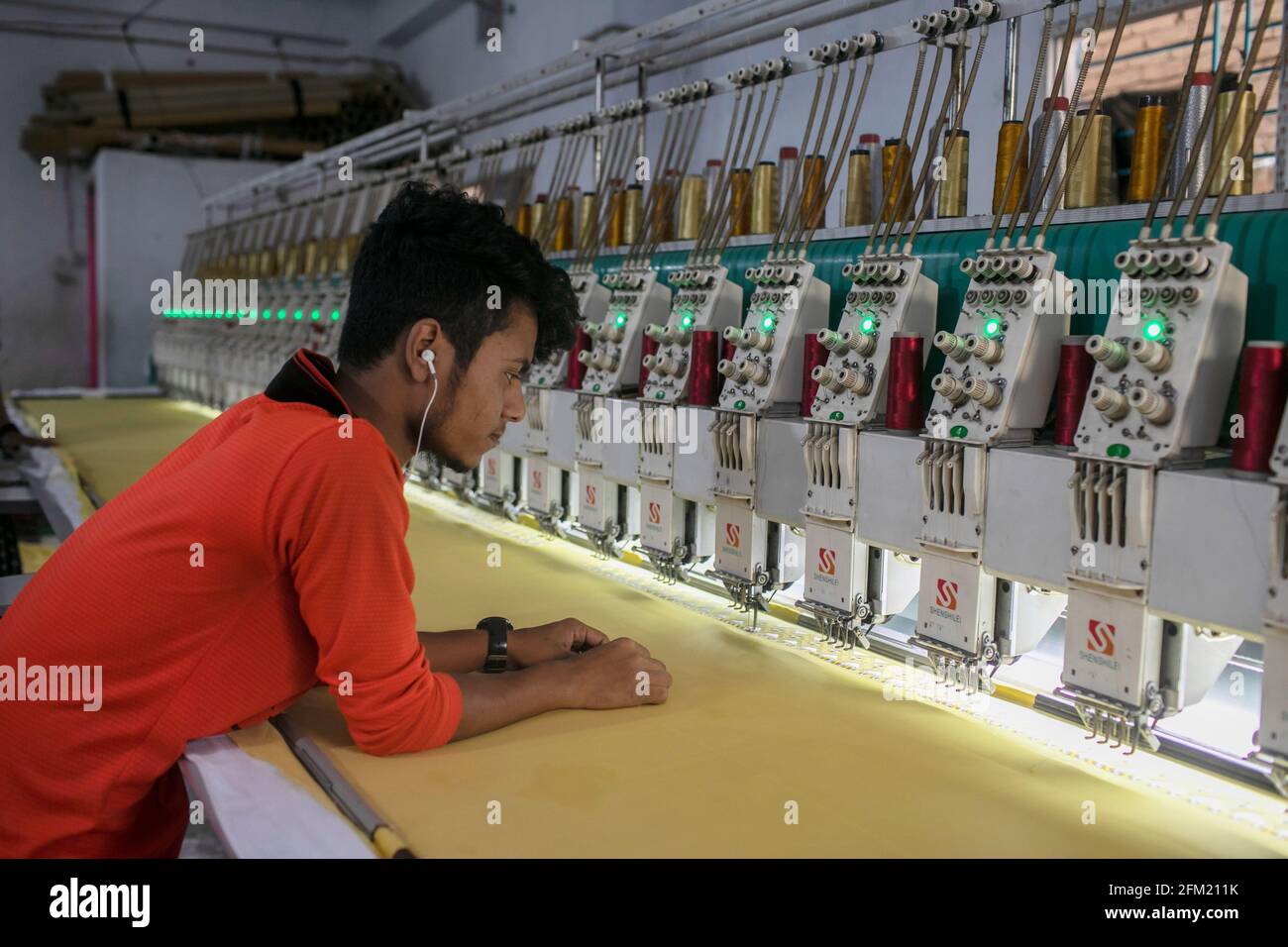 Making islamic tupi cap in hi-res stock photography and images - Alamy