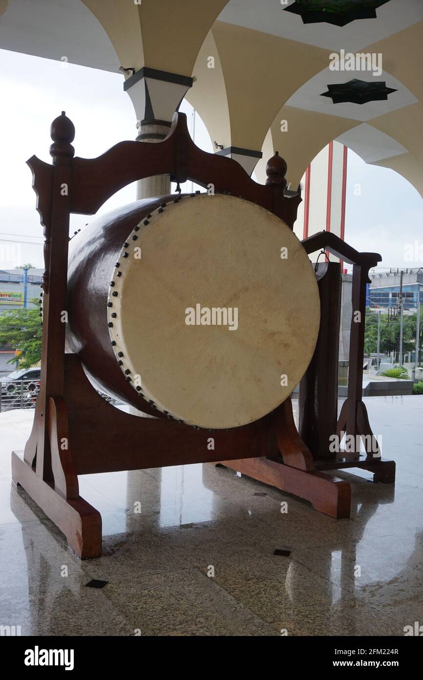 Bedug masjid agung kediri hi-res stock photography and images - Alamy