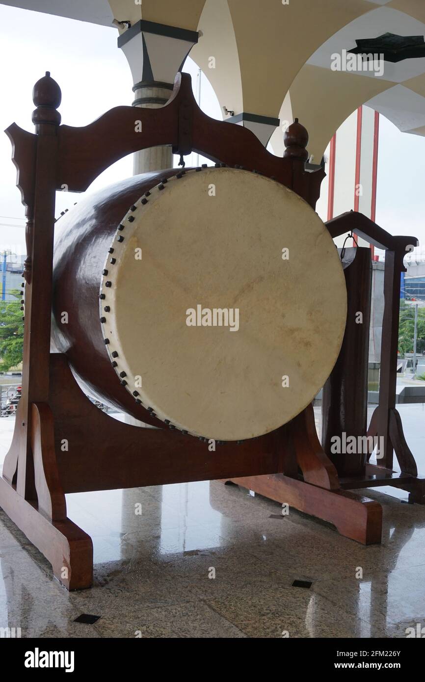 Bedug masjid agung kediri hi-res stock photography and images - Alamy