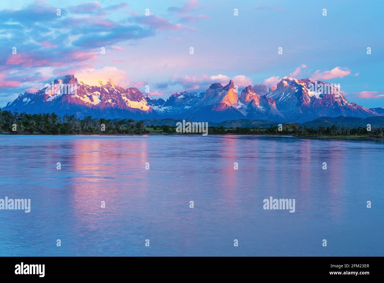 Serrano river sunrise with Cuernos and Torres del Paine peaks, Torres ...