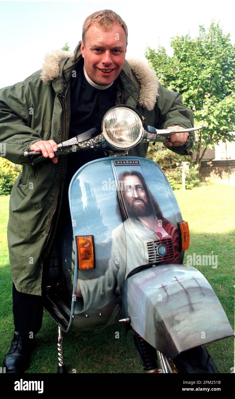REV. MIKE BROTHERTON WITH HIS SCOOTER EMBLAZENED WITH BIBLICAL SCENES ...