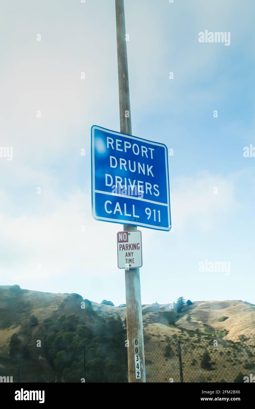 Blue highway sign hi-res stock photography and images - Alamy