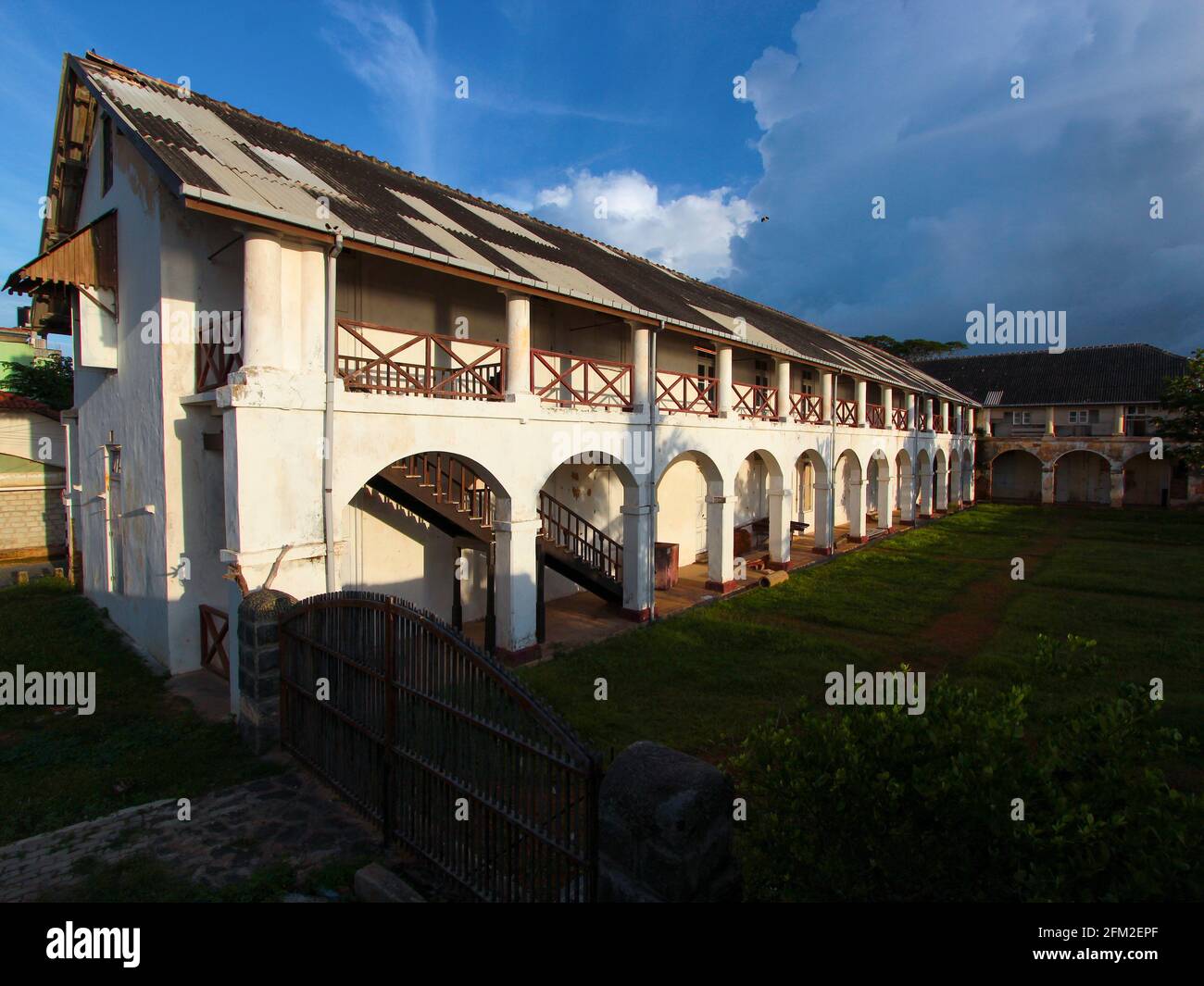 Stucco barracks hi-res stock photography and images - Alamy