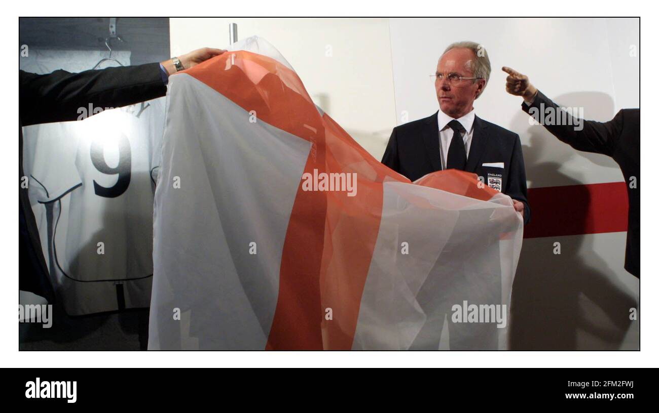 Sven Goran Eriksson at pressw conf re England suits for World Cup.pic ...