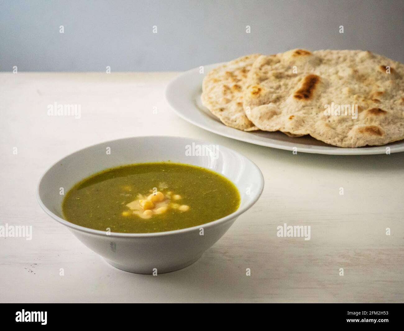 Molokhia (Jews Mallow, Jute Mallow, Mallow Leaves) Simple Traditional ...