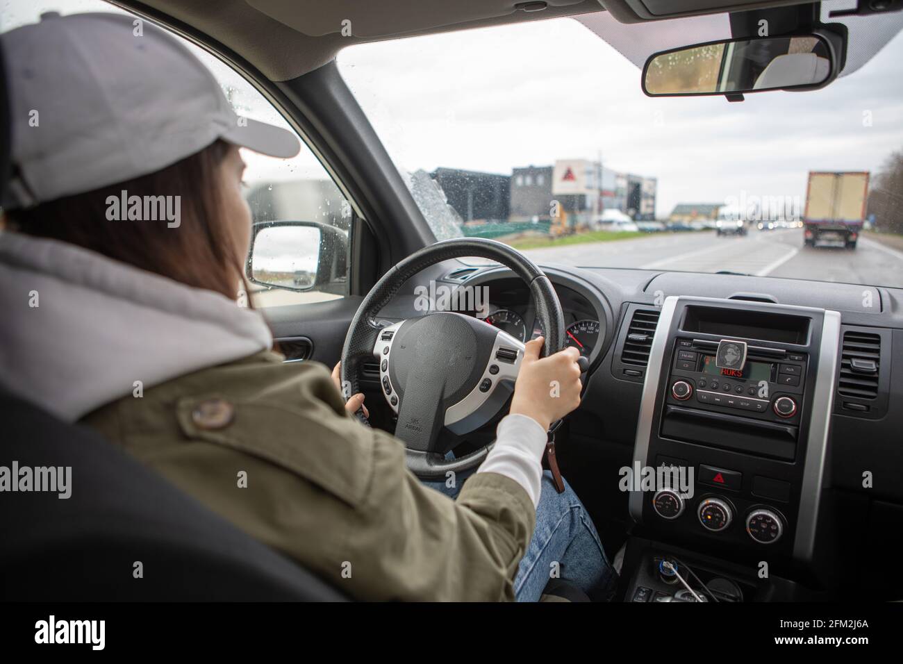 Rain woman rain dashboard hi-res stock photography and images - Alamy