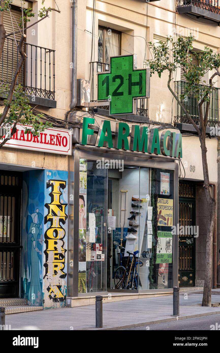 Pharmacy madrid spain hi-res stock photography and images - Alamy