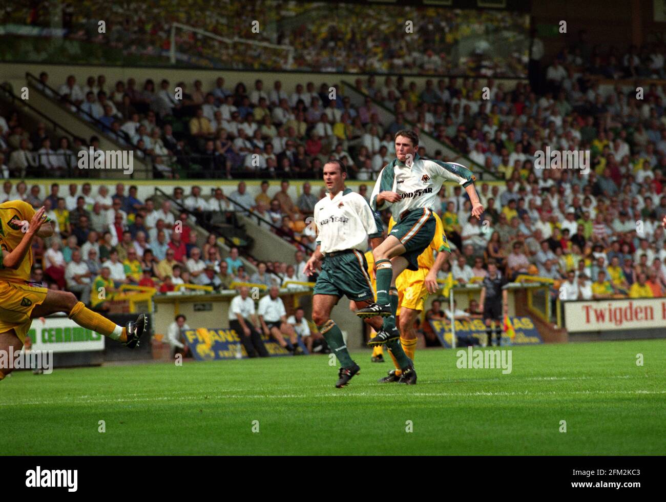 Robbie keane wolves norwich hi-res stock photography and images - Alamy
