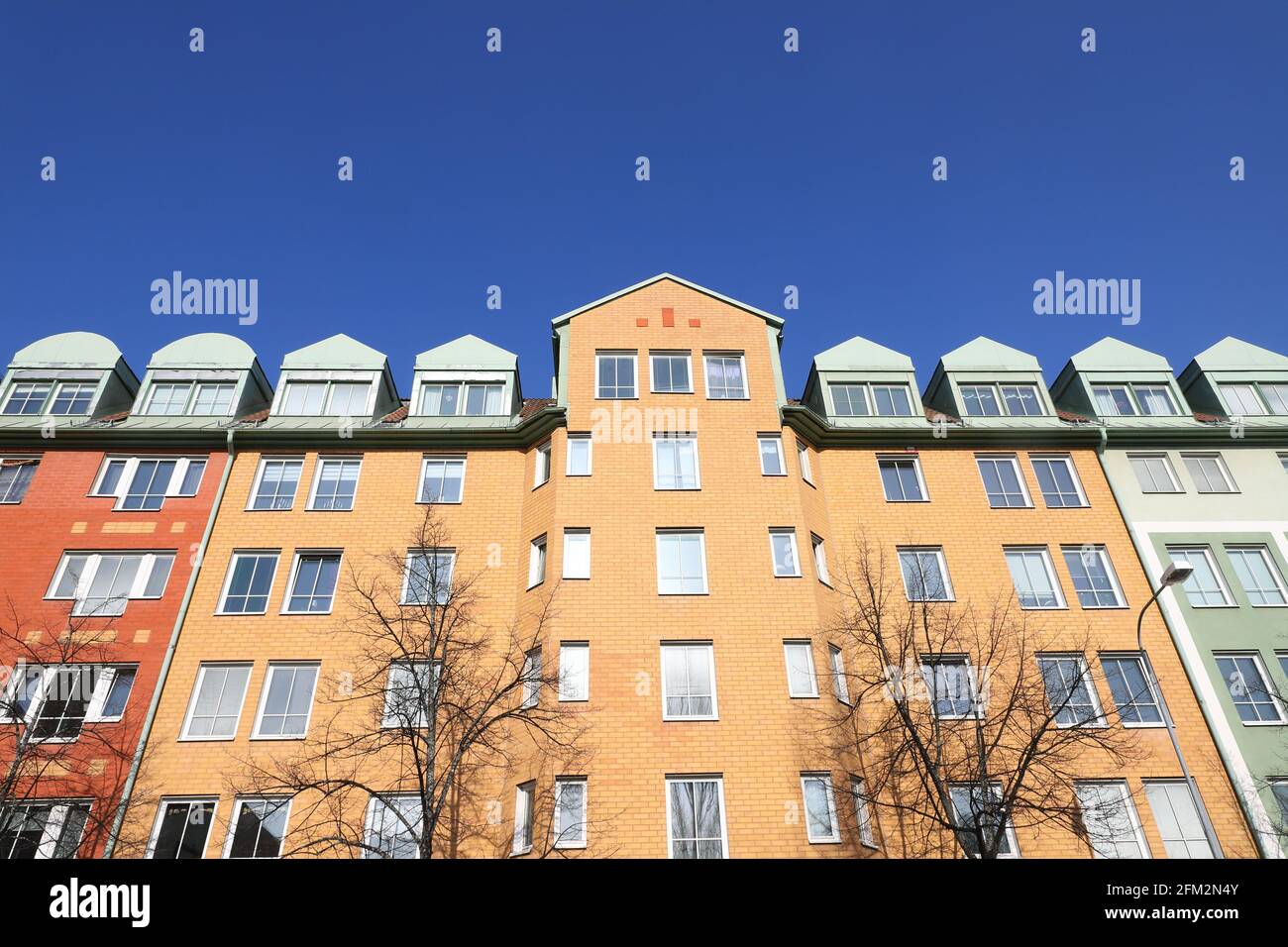Low angle view of a 1990s era residential apartment building Stock ...