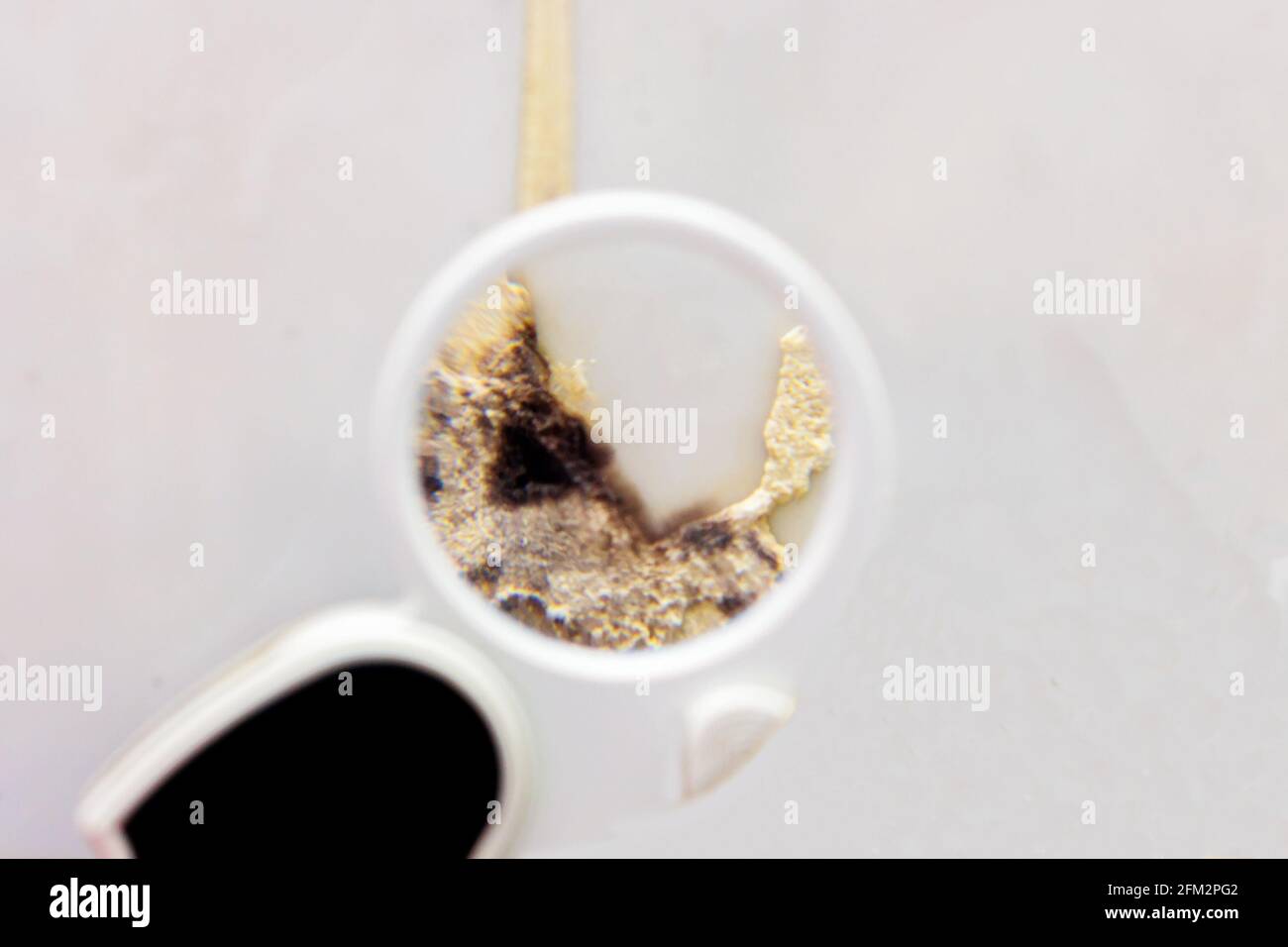 Mold on tiles hi-res stock photography and images - Alamy