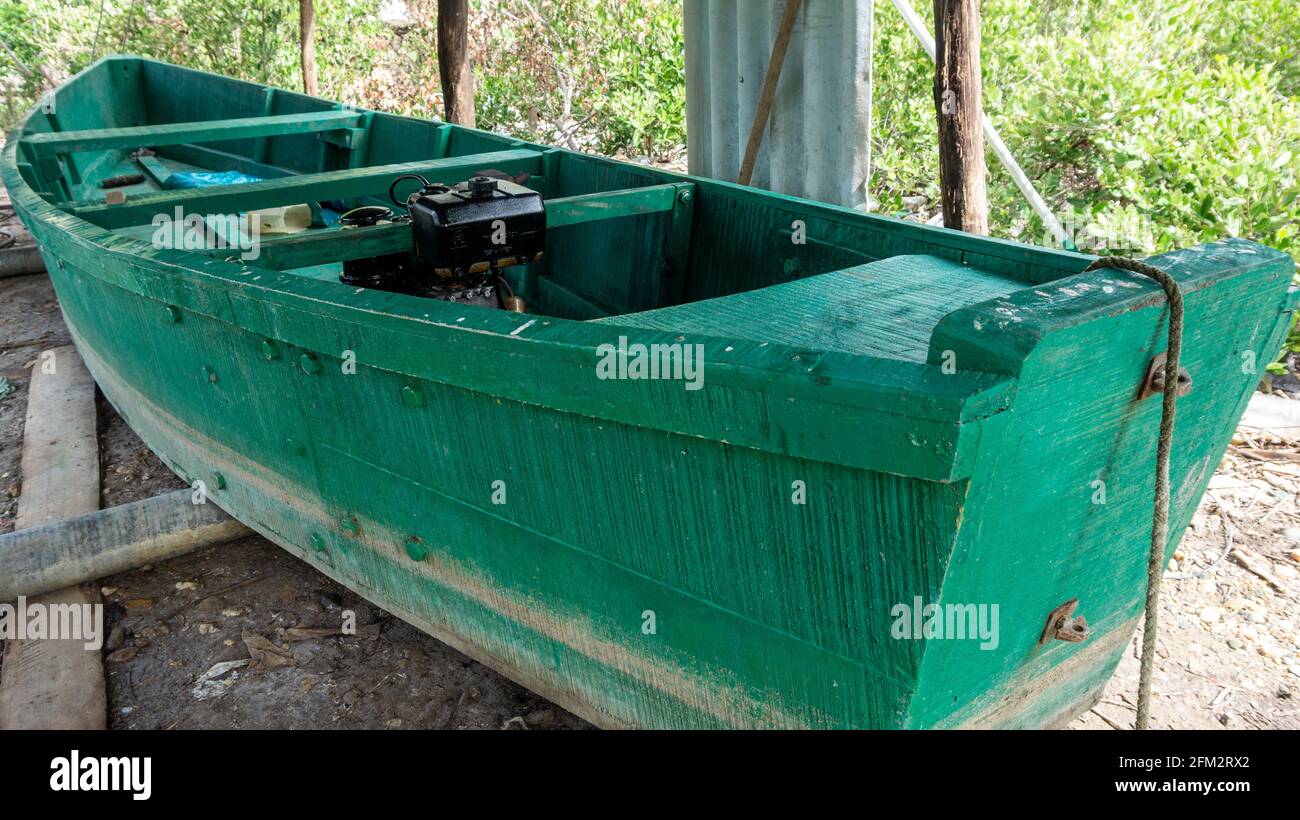 Handmade boat hi-res stock photography and images - Alamy