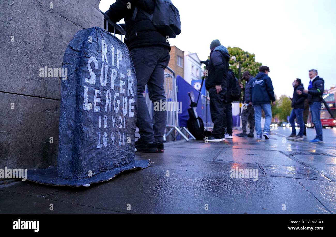 Rip bridge hi-res stock photography and images - Alamy