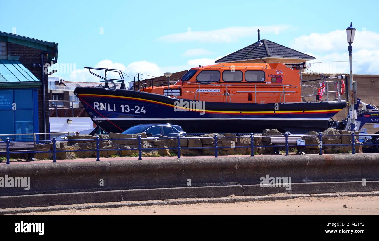 A Shannon Class lifeboat operated by the Royal National Lifeboat ...