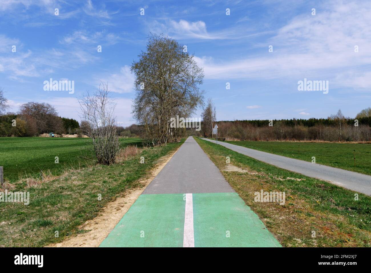 Ravel network hi-res stock photography and images - Alamy