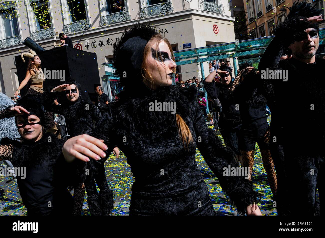 Defile of the Dance Biennal, Lyon, France Stock Photo - Alamy