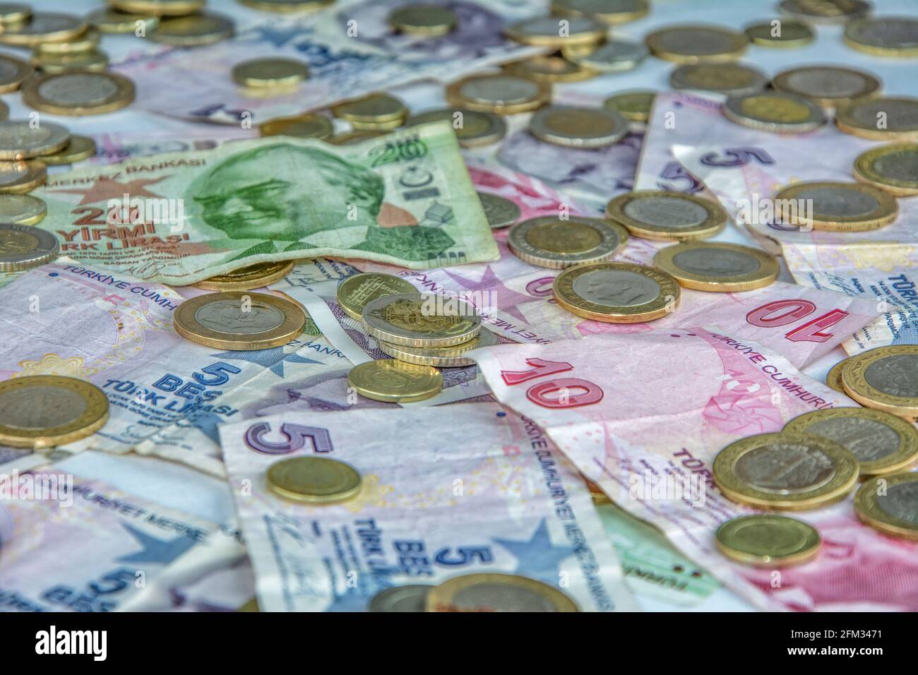 Wages comparison hi-res stock photography and images - Alamy