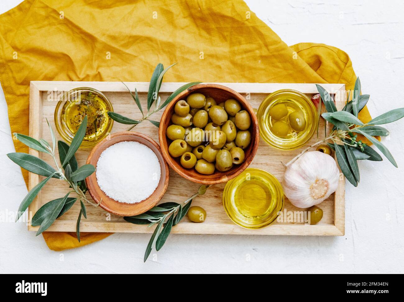 Olive tray hi-res stock photography and images - Alamy