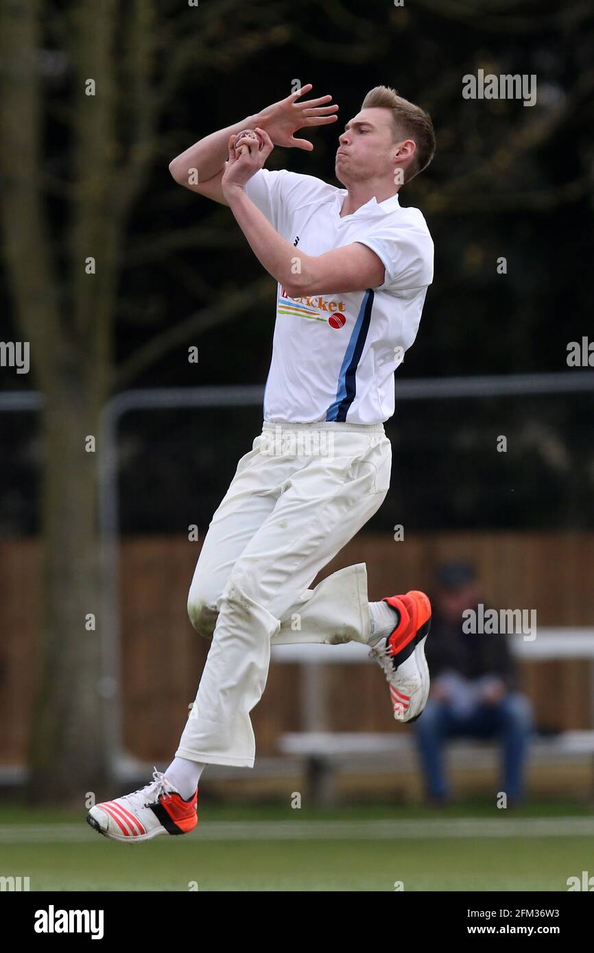 Adam Barton in bowling action for Cambridge during Cambridge MCCU vs ...