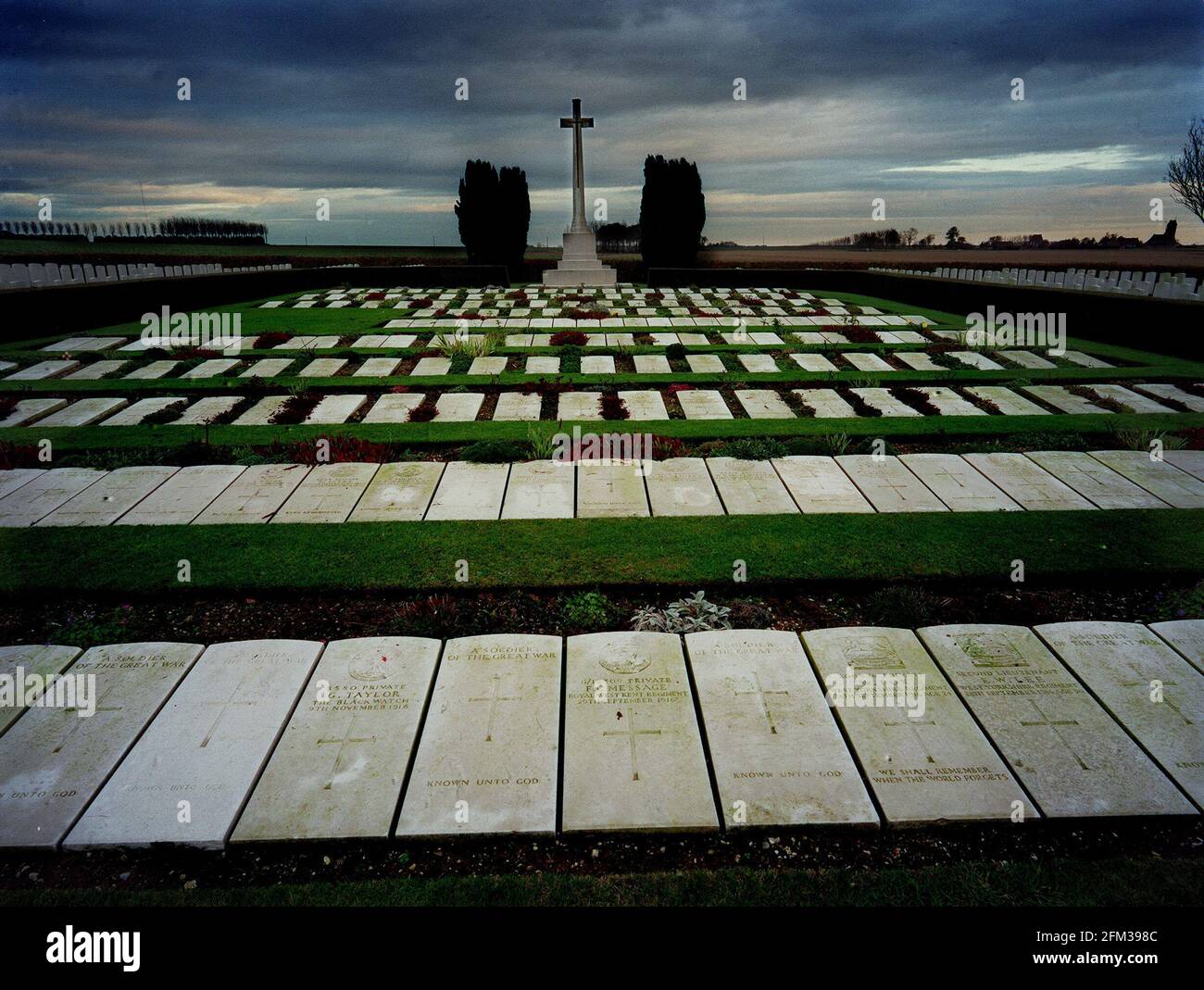 MILL ROAD CEMETERY NEAR THIEPVAL MEMORIAL WORLD WAR ONE World War I ...