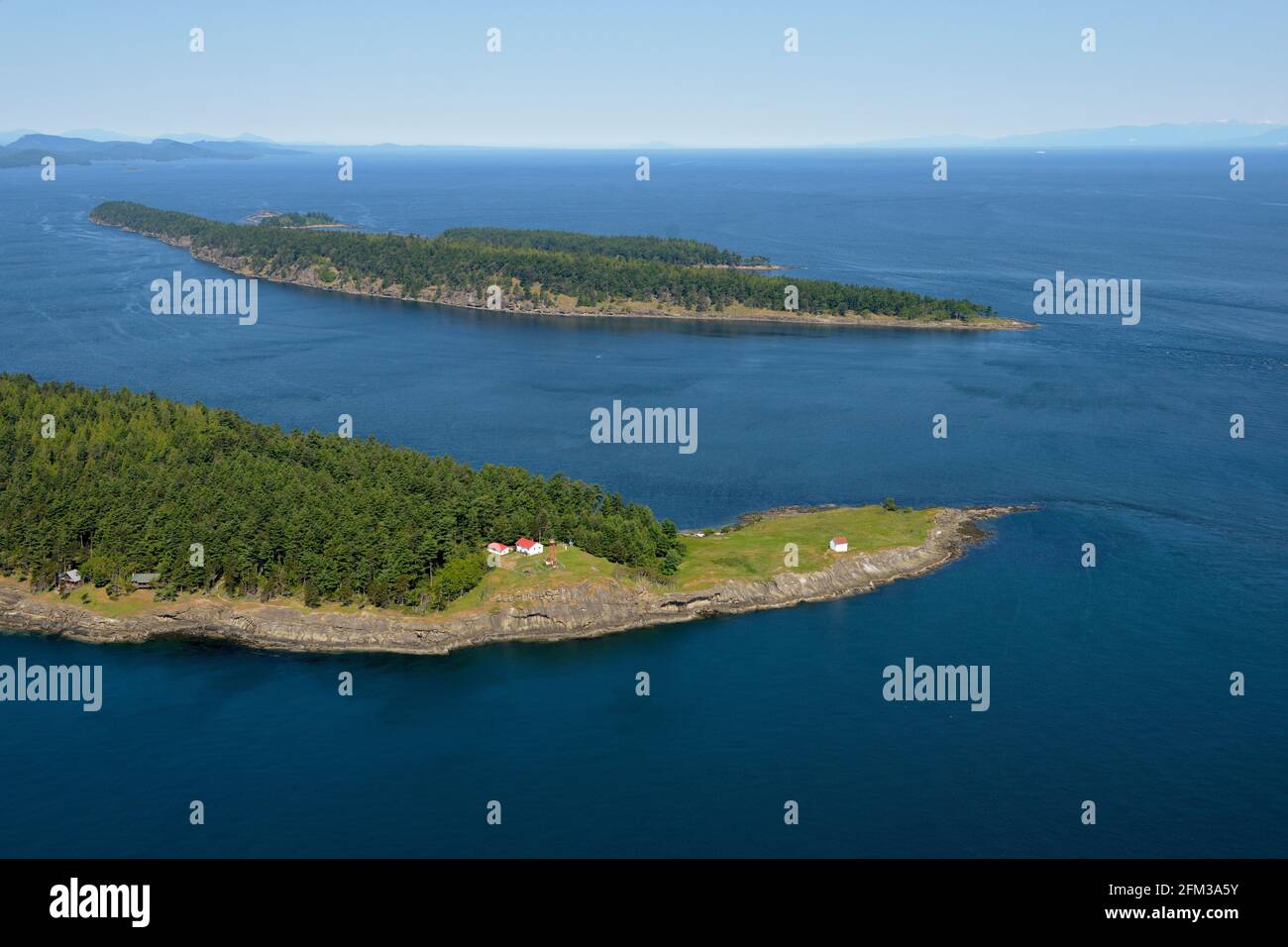 East Point Lightstation and Tumbo Island, Gulf Islands National Park ...