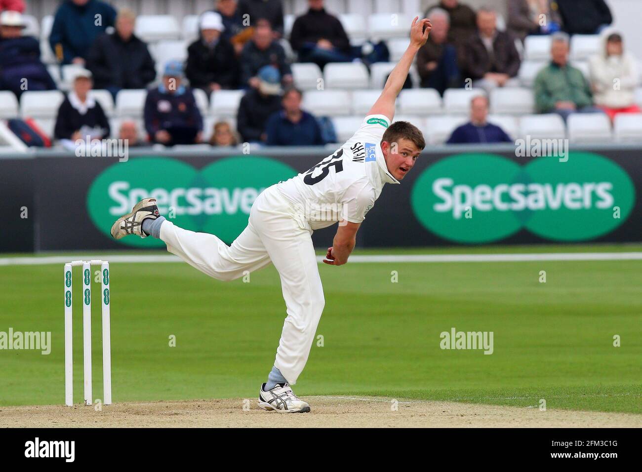 Josh Shaw in bowling action for Gloucestershire during Essex CCC vs ...