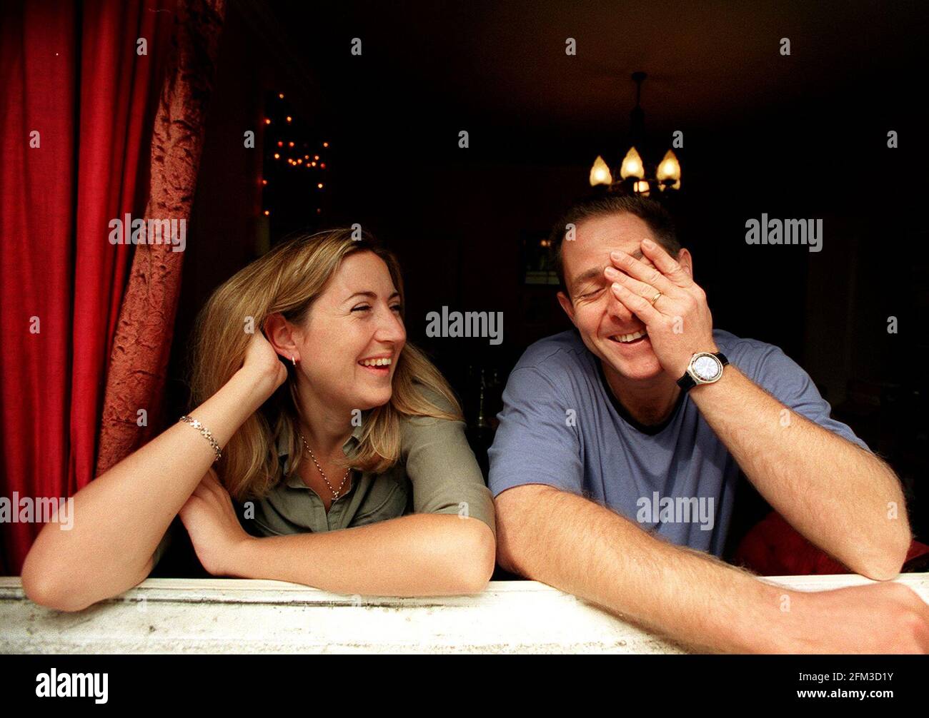 NOVELIST LISA JEWELL AND HUSBAND JASCHA GORDON.31 September 2000 PHOTO ...