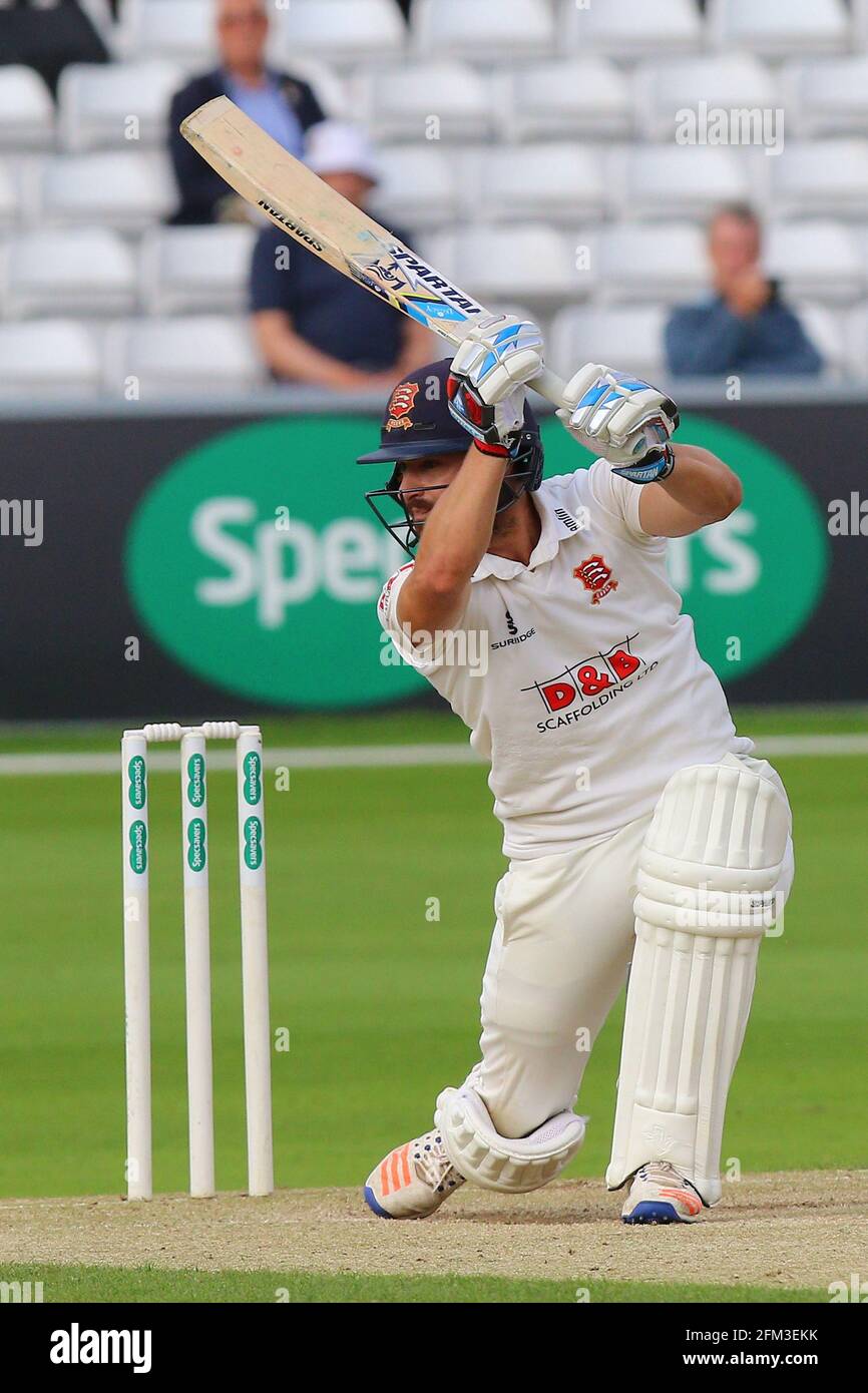 Jaik Mickleburgh hits four runs for Essex during Essex CCC vs ...