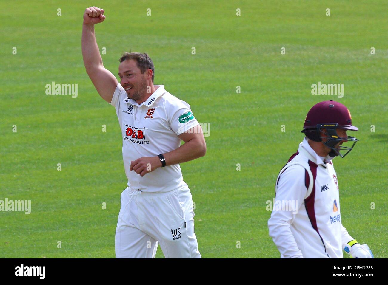 Ben sanderson cricket hi-res stock photography and images - Alamy