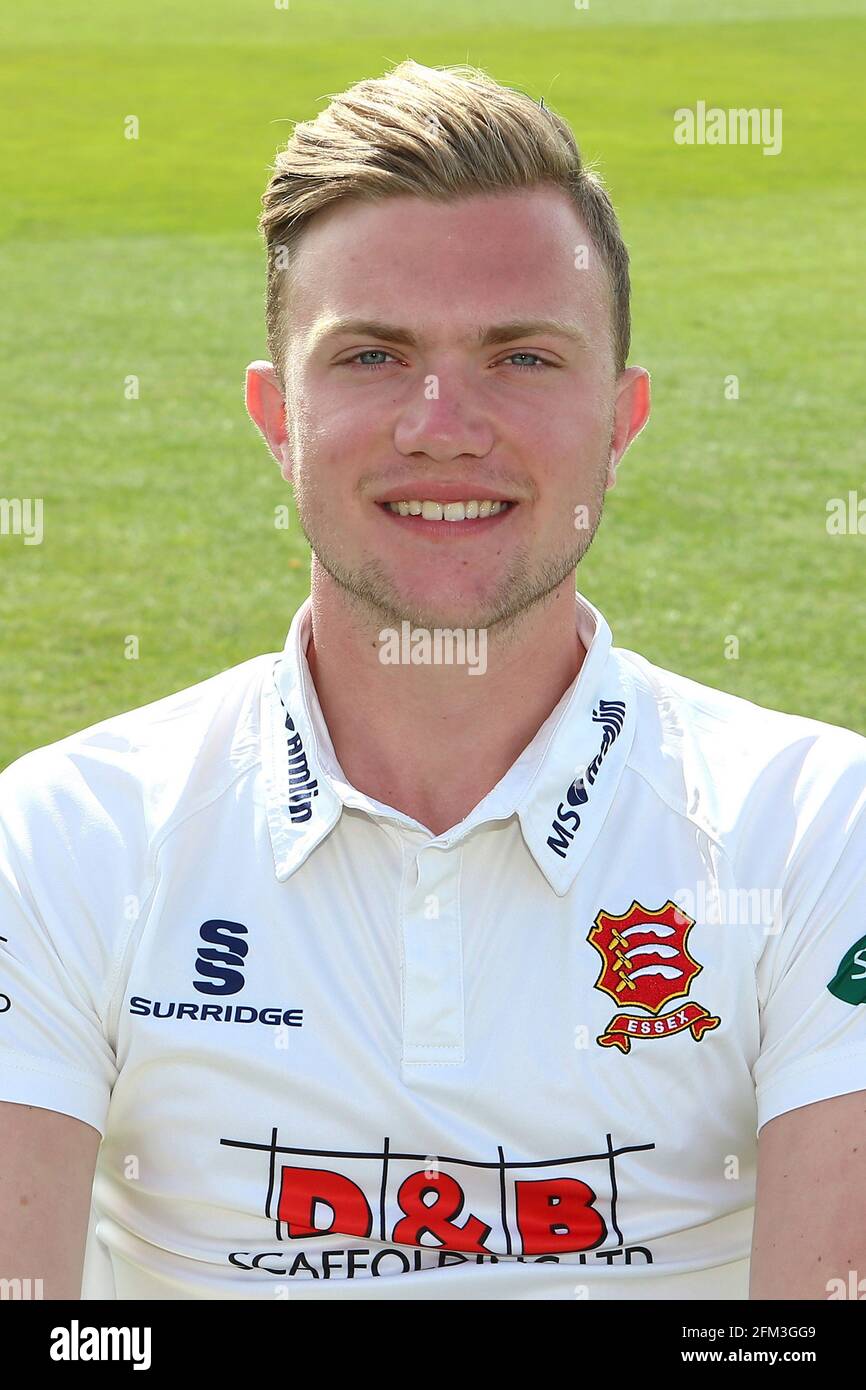Sam Cook of Essex in Specsavers County Championship kit during the ...