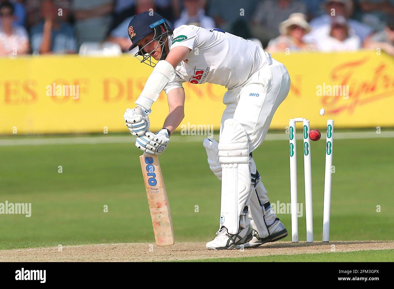 Overton cricket jamie craig hi-res stock photography and images - Alamy