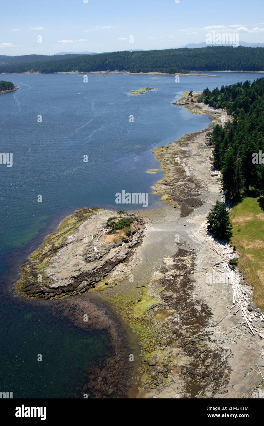 Aerial photograph of Vancouver Island and the Southern Gulf Islands ...