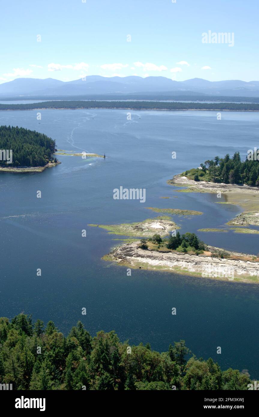 Degnen Bay and Gabriola Passage, Gabriola Island and Valdes Island, BC ...