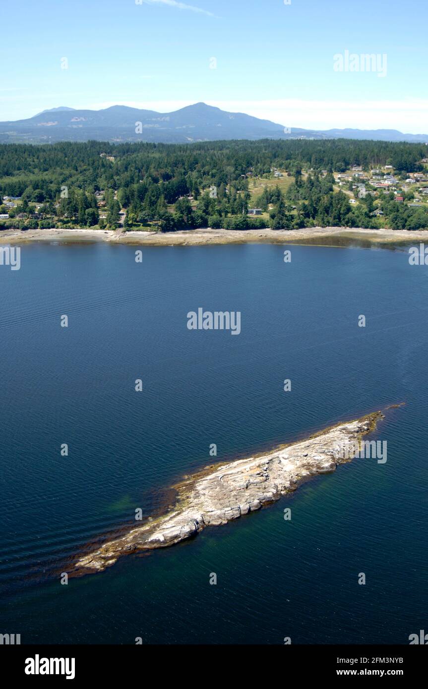 Aerial photograph of Vancouver Island and the Southern Gulf Islands ...
