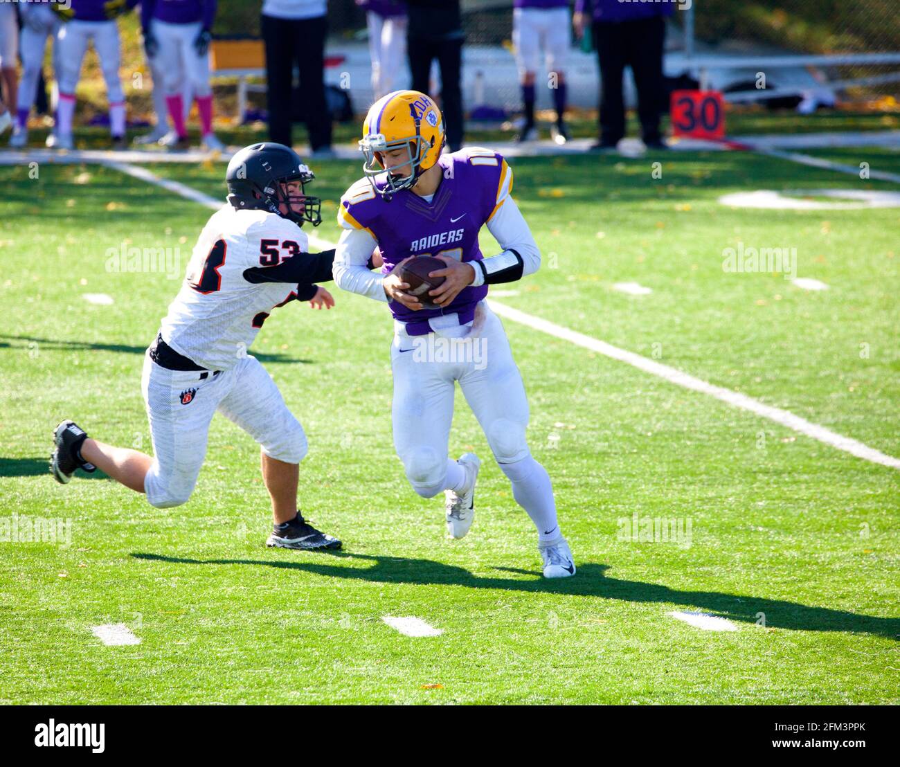 Player carrying ball hi-res stock photography and images - Alamy
